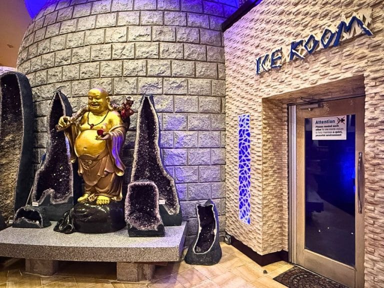 King Spa Chicago Overnight Stay: Complete Experience Review