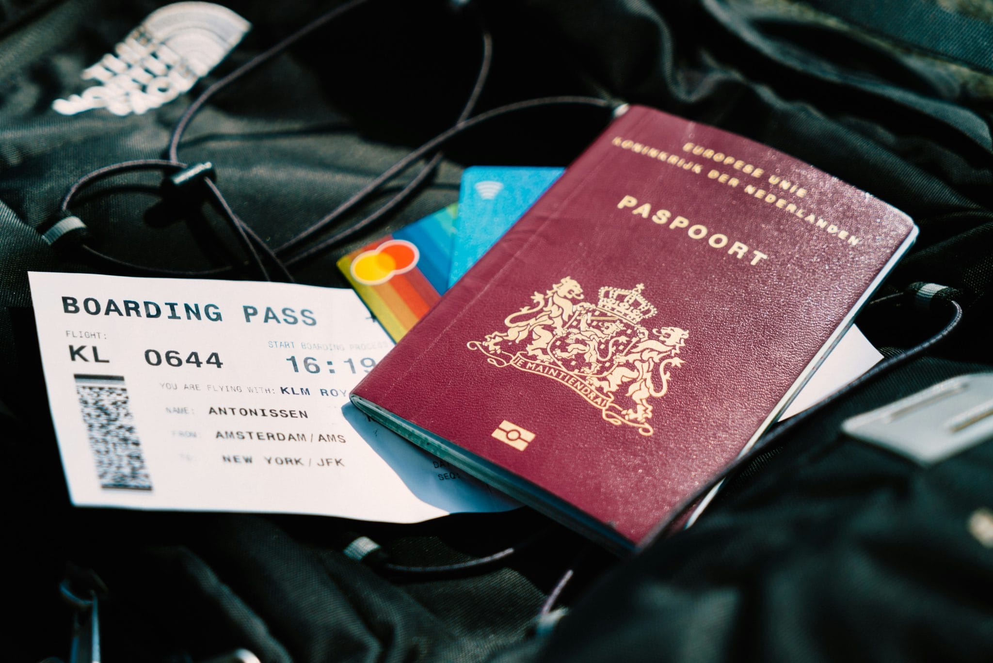 Can I Take Protein Powder on a Plane? Ultimate Guide for Fitness Travelers